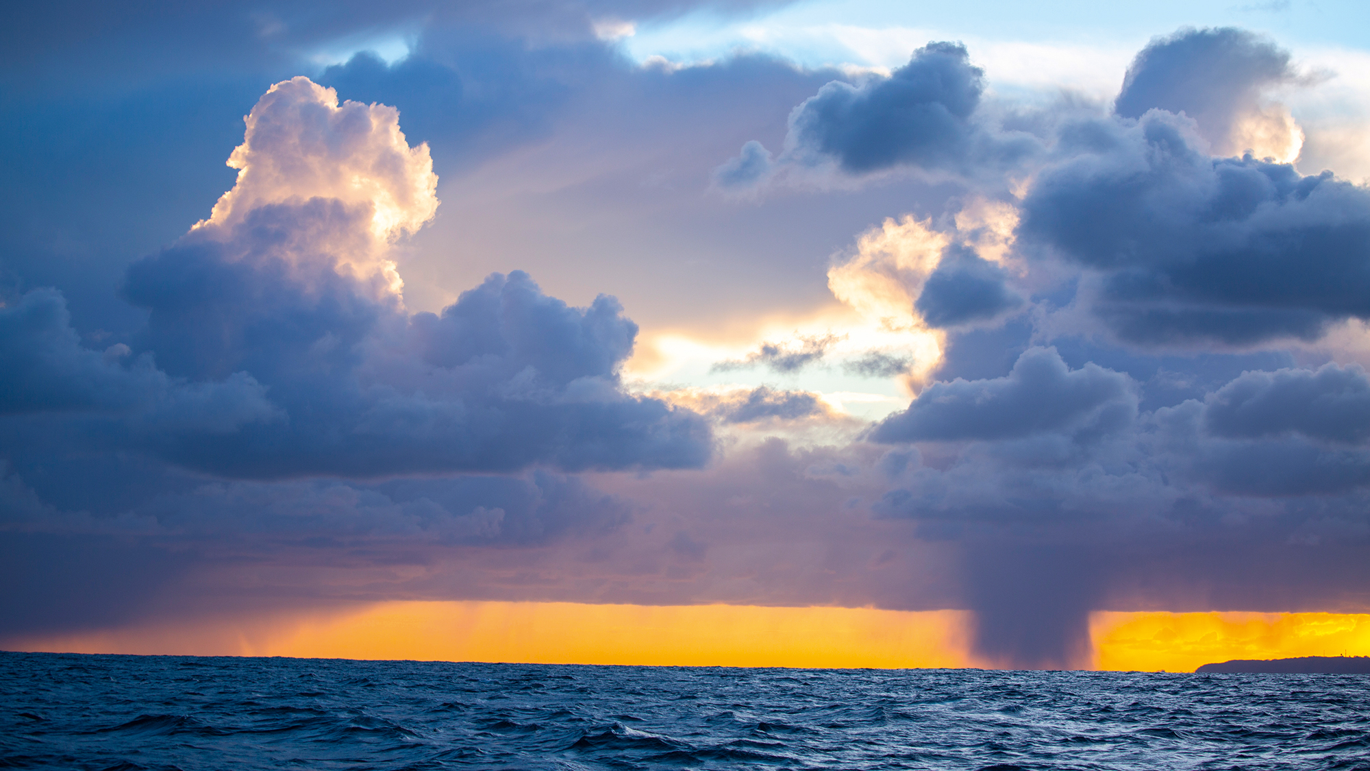 The 6 preparation rules you should follow for sailing across oceans