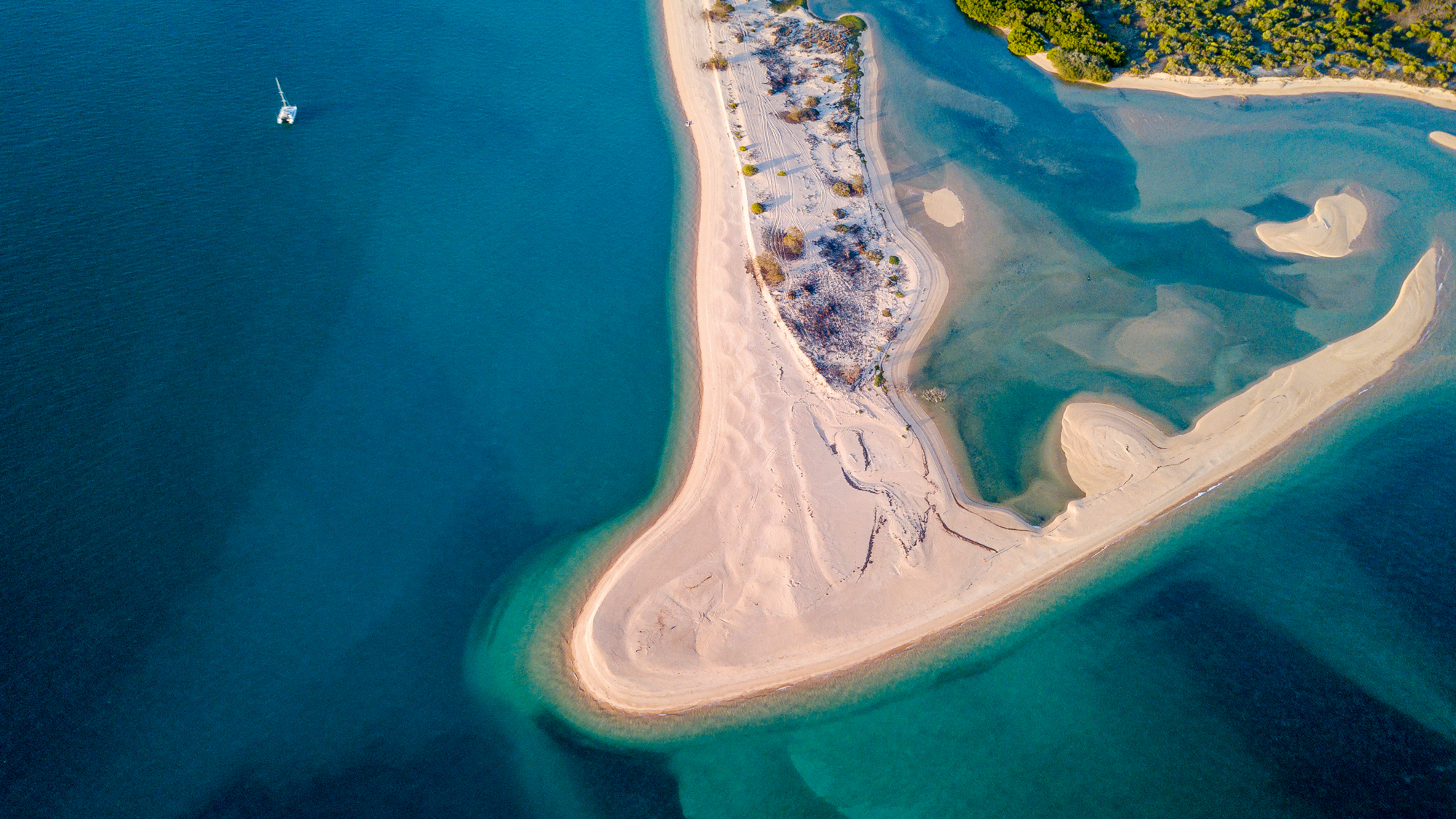 The sailing trip of a lifetime where the Australian Outback meets the ...