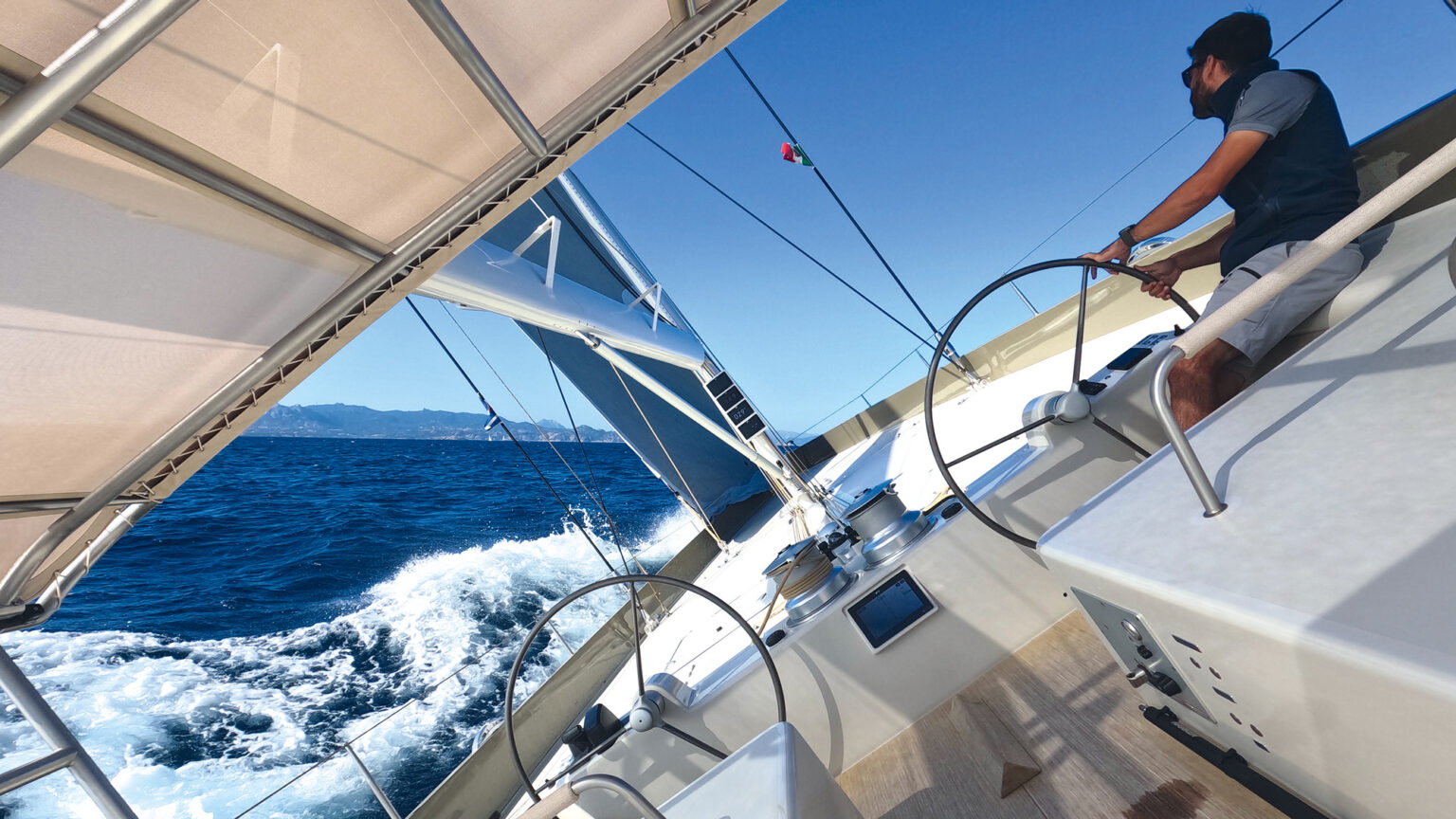 Jaro: Sailing this unique new upwind weapon