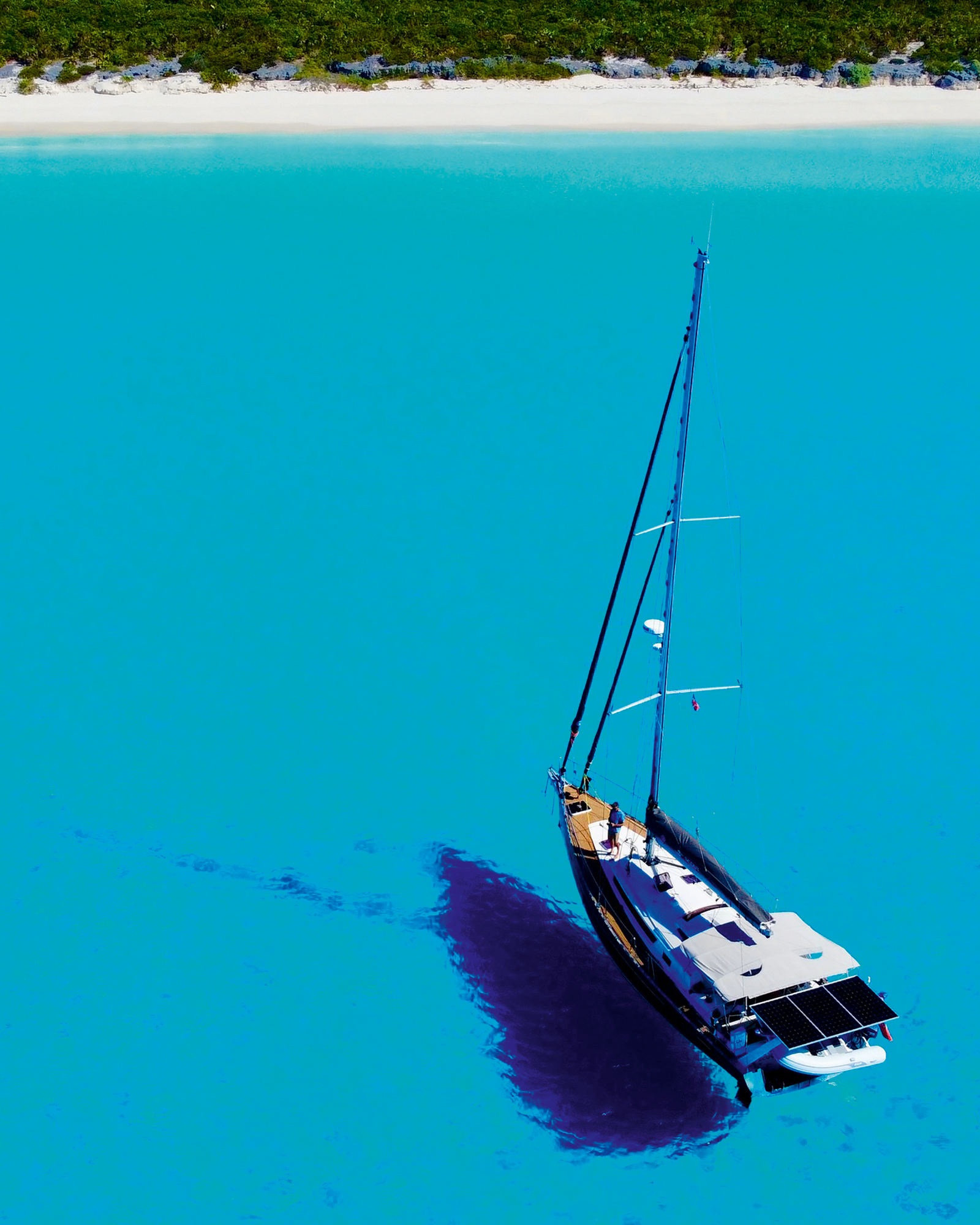 The Thorny Path: Sailing the windward route from the Bahamas to the ...