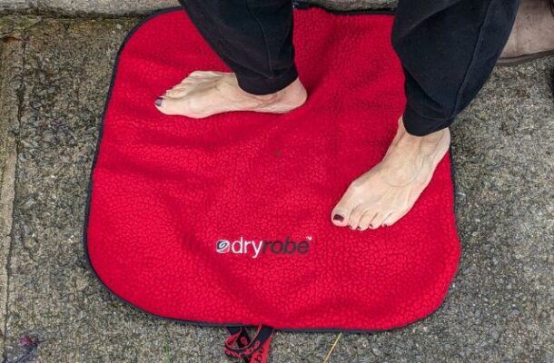 dryrobe Changing Mat Review - Yachting World