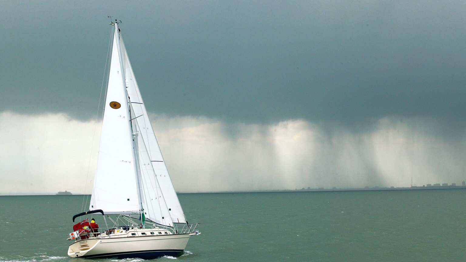 Your complete guide to using radar on a yacht - Yachting World