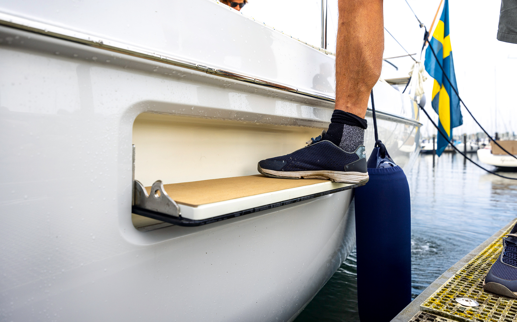 Heyman 42PPH: Handsome new decksaloon cruiser packed with ideas and ...
