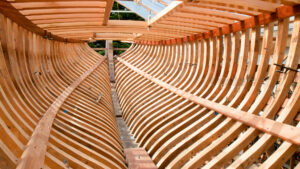 How this boatbuilder and Youtuber restored the 1910 £1 wreck 'Tally Ho ...