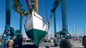How this boatbuilder and Youtuber restored the 1910 £1 wreck 'Tally Ho ...