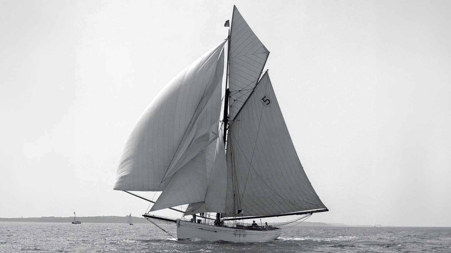 How this boatbuilder and Youtuber restored the 1910 £1 wreck 'Tally Ho ...