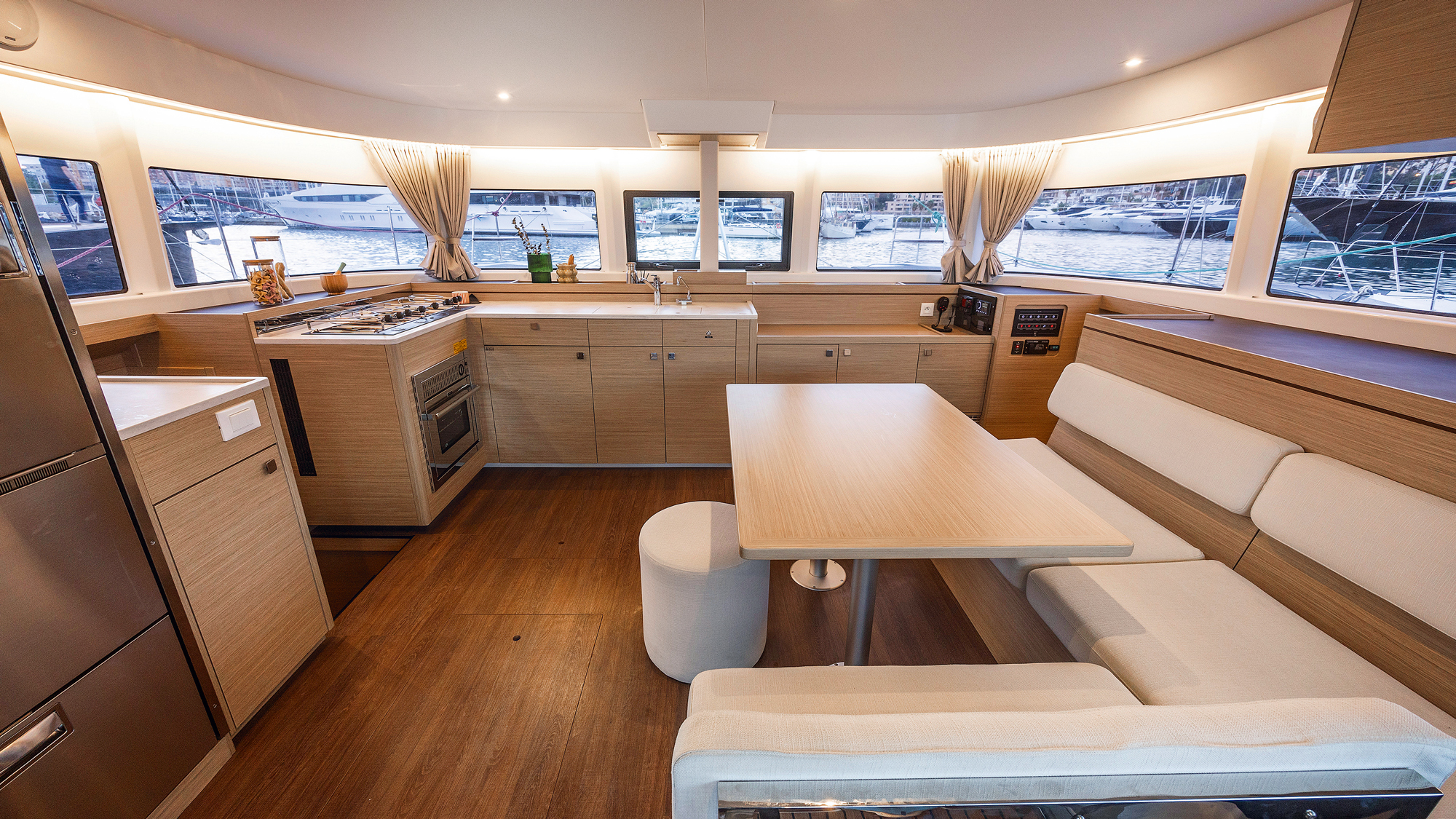 Lagoon 43 review: Will this voluminous new cat be the world's most ...