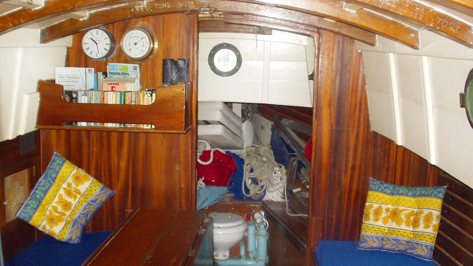 Great seamanship: unstepping a solid wood mast solo - Yachting World