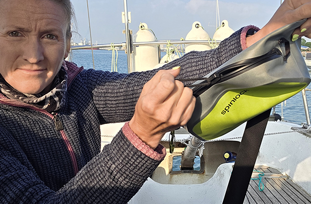 Spinlock Explorer 2L Waterproof Bum Bag - Yachting World