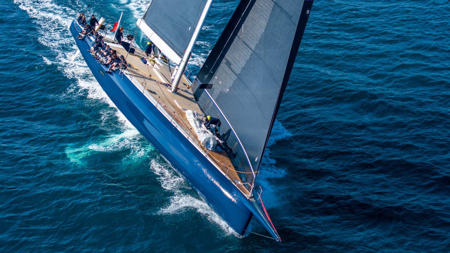 Magic Carpet-e review: Sailing the first fully electric racing Maxi to ...