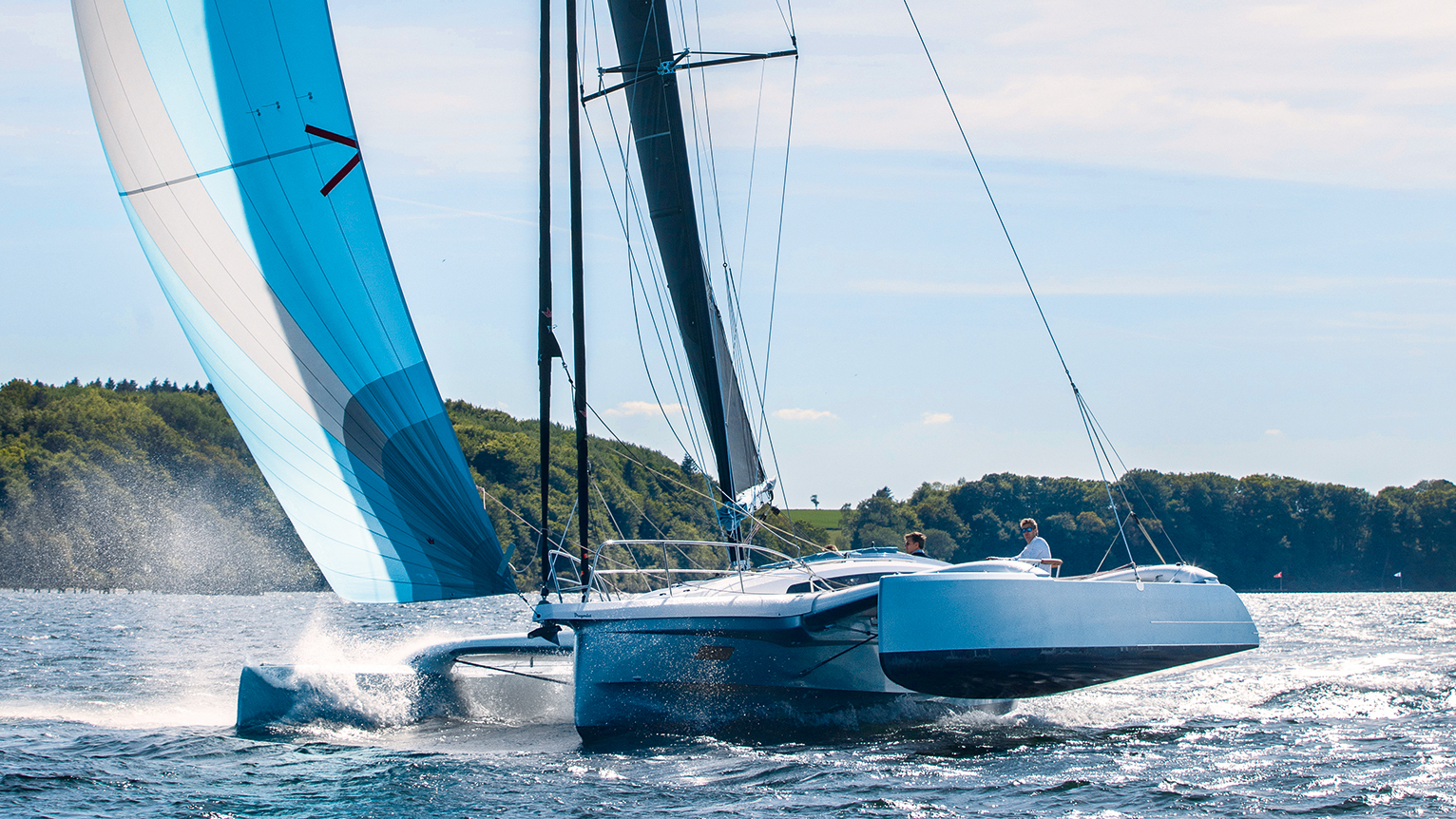 Dragonfly 36 review: Probably the most fun boat ever!