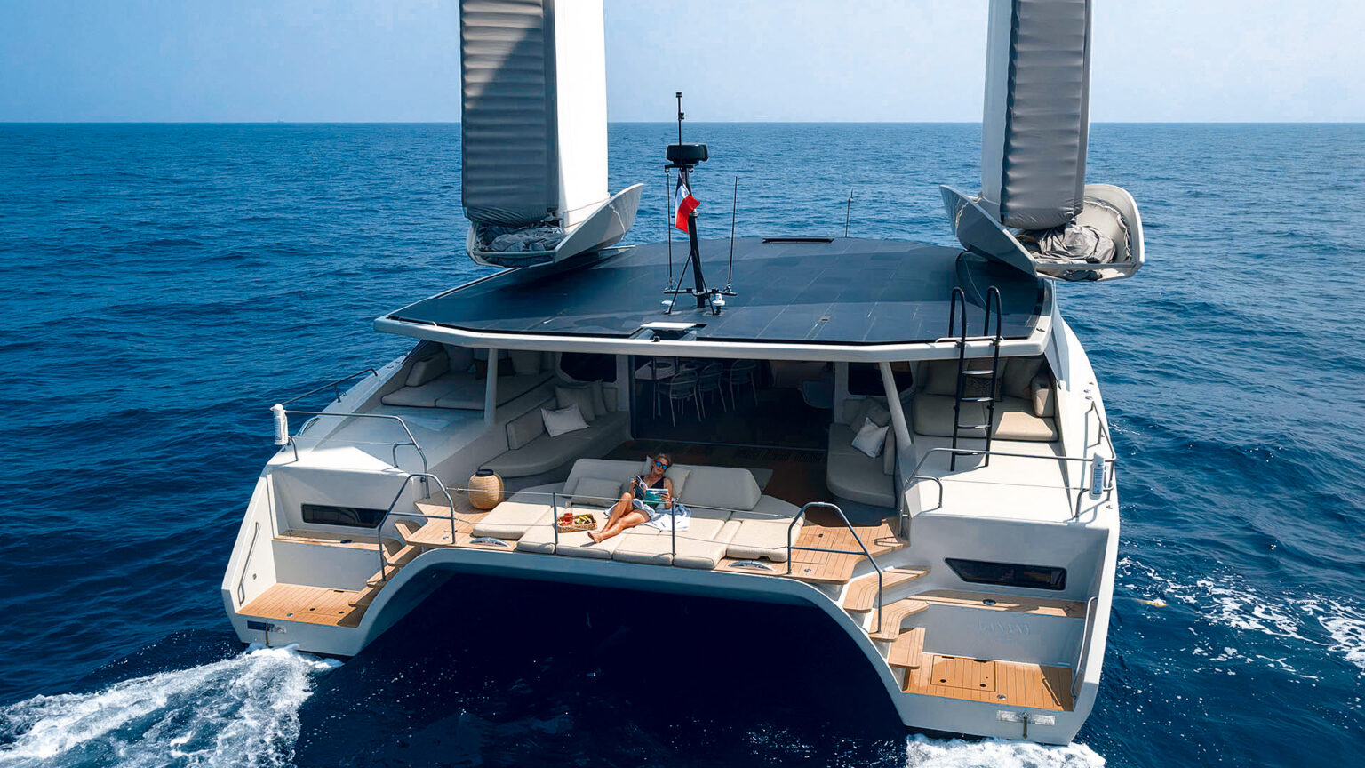 MODX: An electric 70ft catamaran with inflatable wingsails!