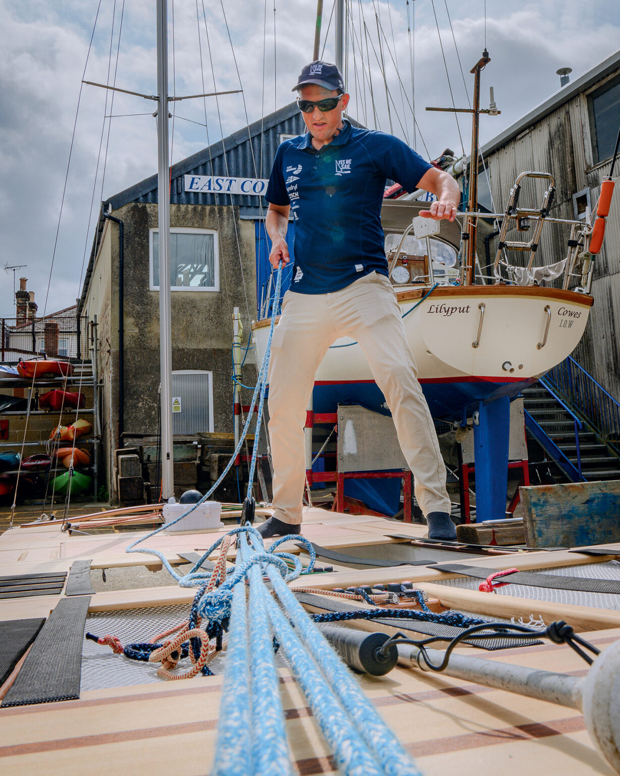 How a blind sailor raced this unique rudderless catamaran around the ...
