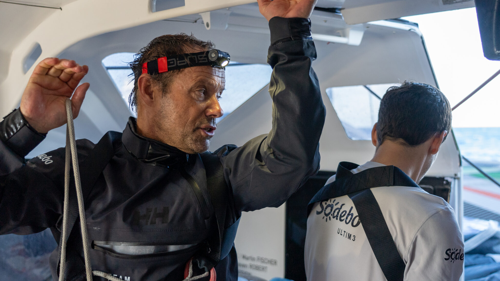 Around the world record broken: Sodebo takes Jules Verne Trophy in 40d ...