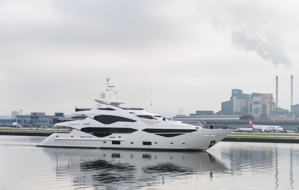 Pictures: Sunseeker's Princess AVK completes sea trials - YBW