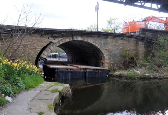 Work progressing on the Elland Bridge - YBW