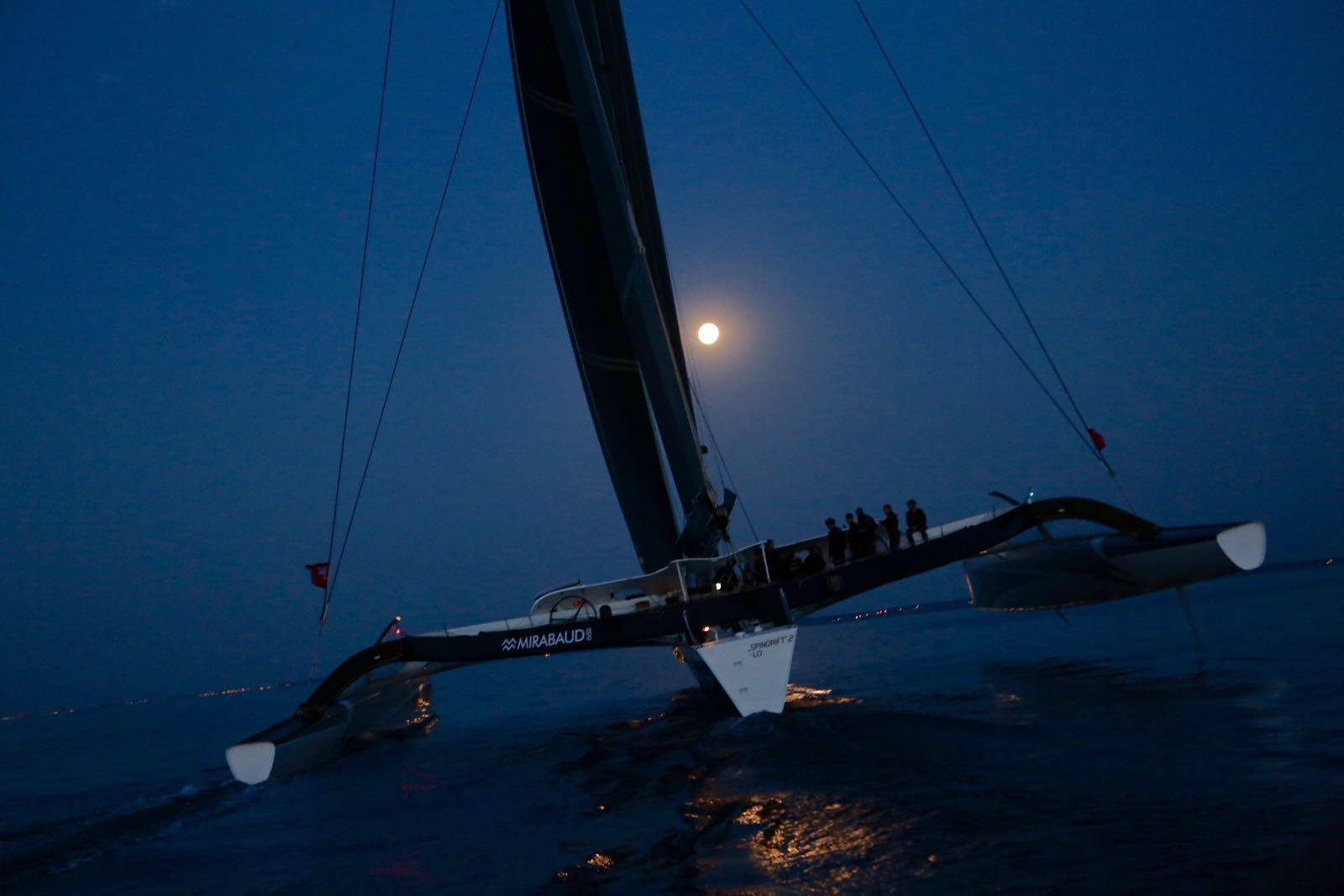 Video: Spindrift 2 sets new record in Transat Quebec-St Malo - YBW