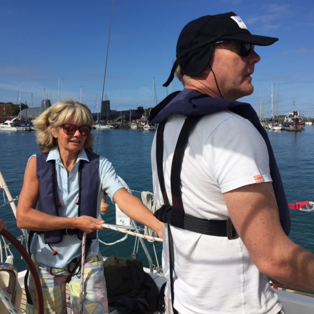 Learn to sail in two days: Universal Yachting RYA Start Yachting course ...