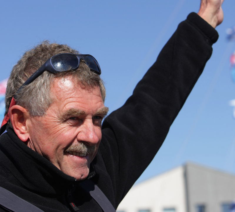 Canadian sailing legend, Derek Hatfield, dies - YBW