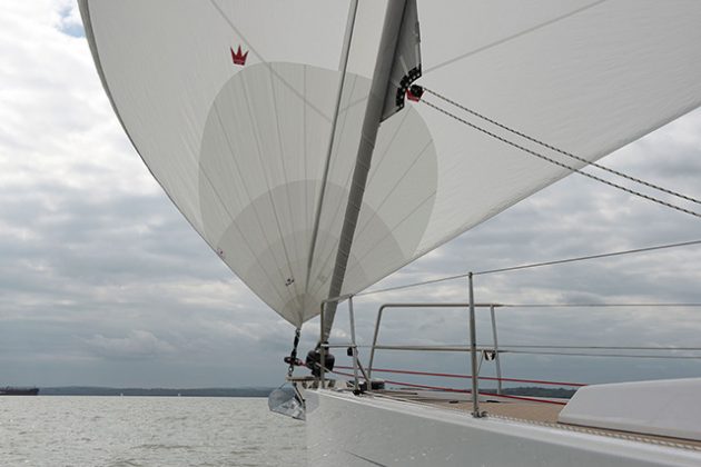 Elvstrøm Sails ‘Blue Water Runner’ to get its world premiere at ...