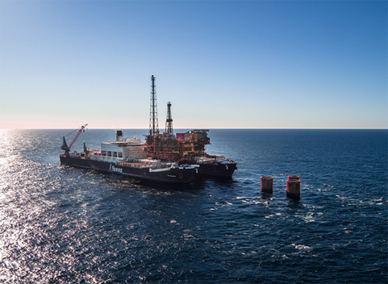 Video: The world's biggest ship - Pioneering Spirit - comes to Teeside ...