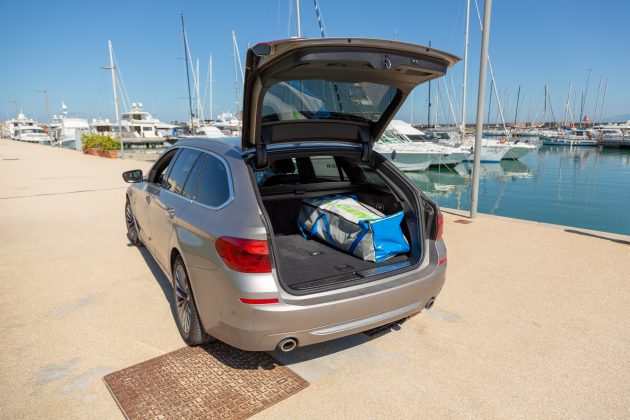 MiniCat GUPPY: The easy to carry inflatable catamaran - YBW
