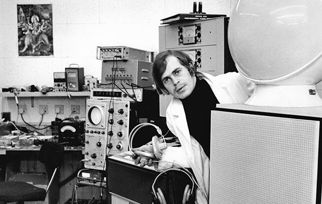 The Beatles' technology "wizard" Magic Alex dies aged 74 - Uncut