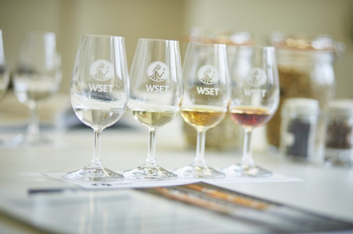 Record numbers sign up for WSET wine courses - Decanter