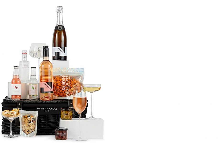 Valentine’s Day hampers – Packaging love - Decanter