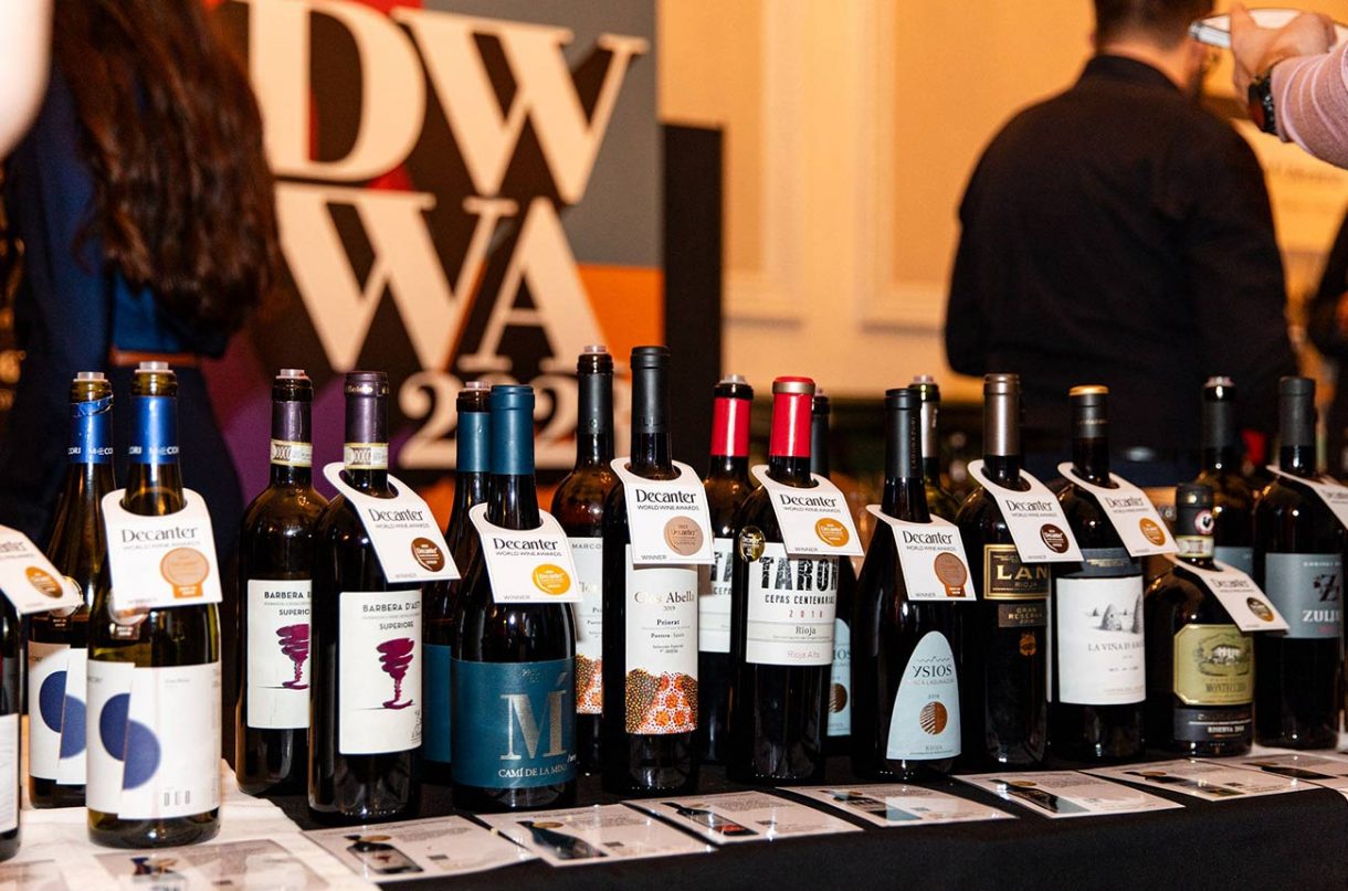 An iconic day: DWWA winners' table at DFWE - Decanter