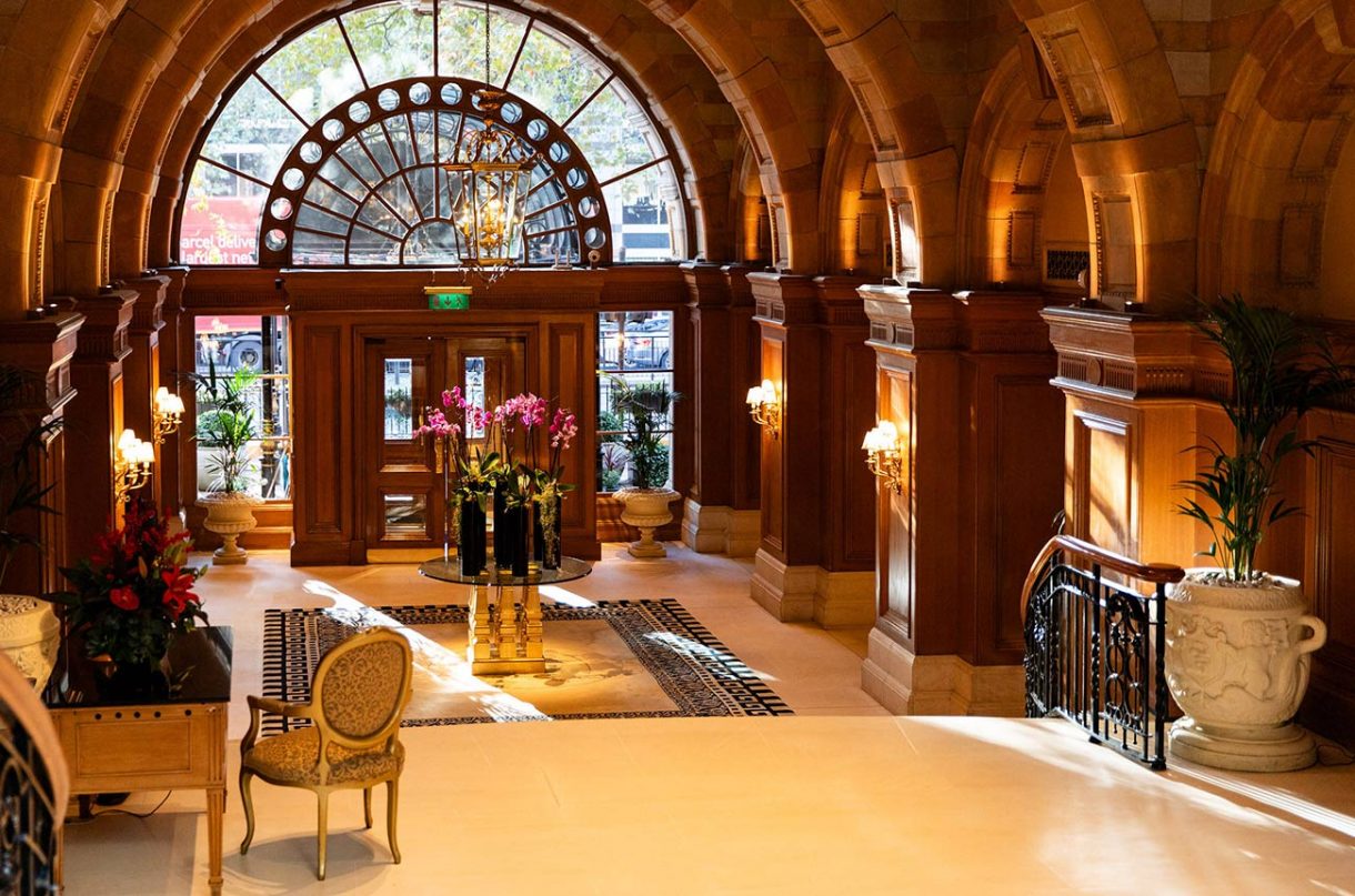 An iconic day: DWWA winners' table at DFWE - Decanter