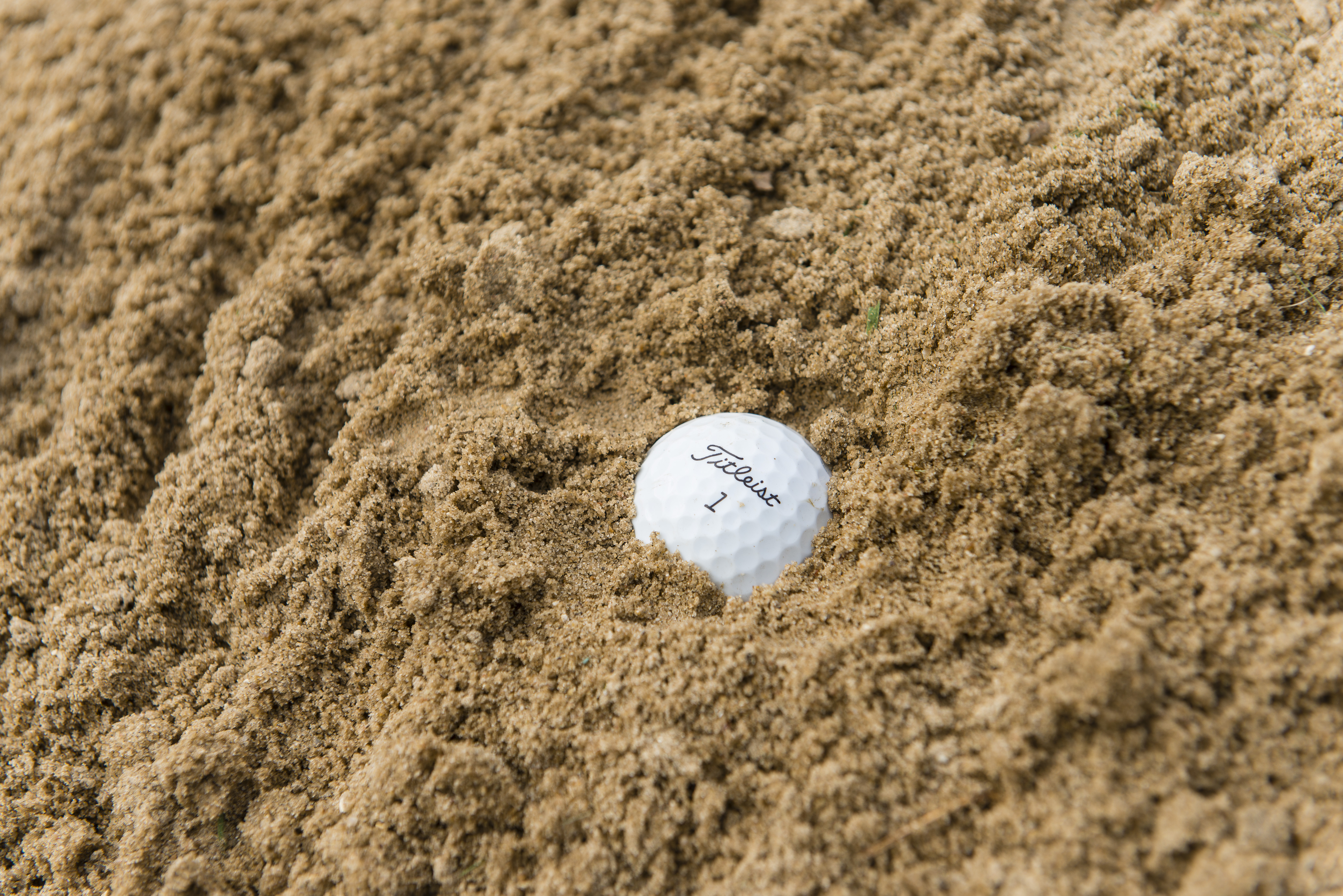 How to rake a bunker properly - Golf Monthly