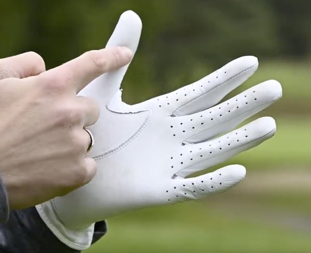 5 Golf Gear Warning Signs - Golf Monthly Tips and Tricks