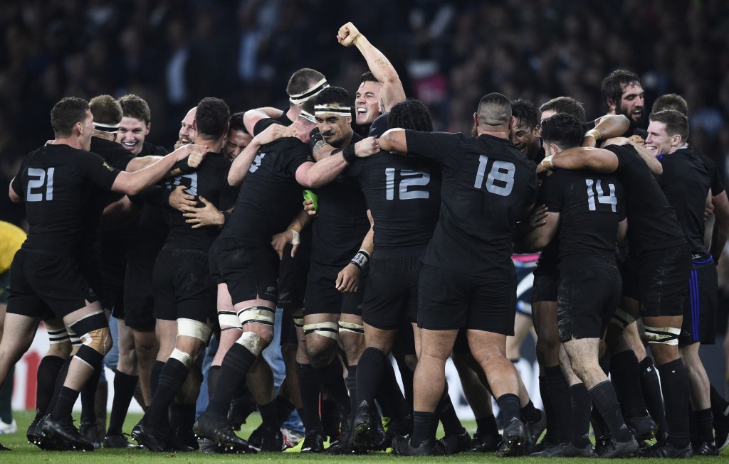 World Cup final: New Zealand 34-17 Australia
