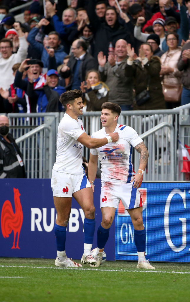 FREE Six Nations magazine with the new Rugby World