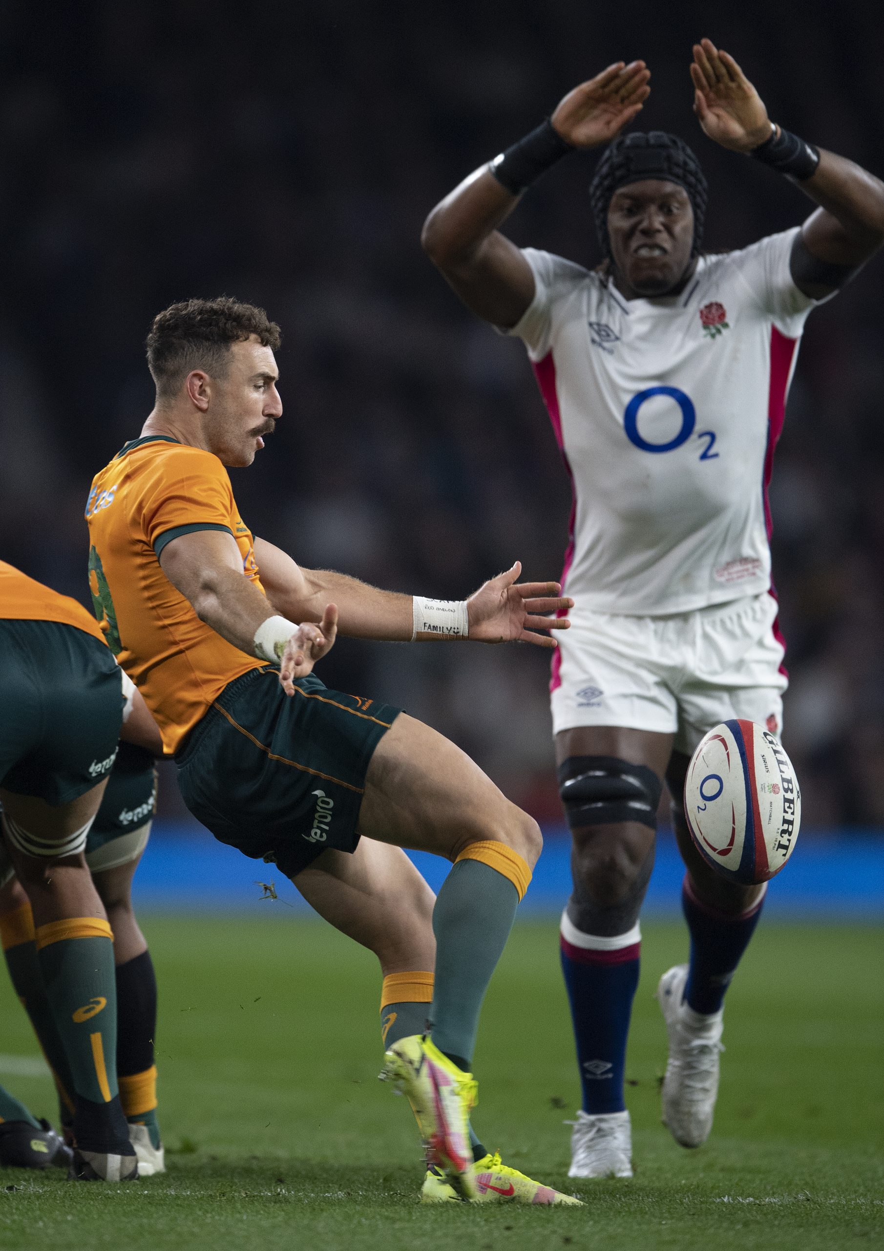 What is a knock-on in rugby union? - Rugby World
