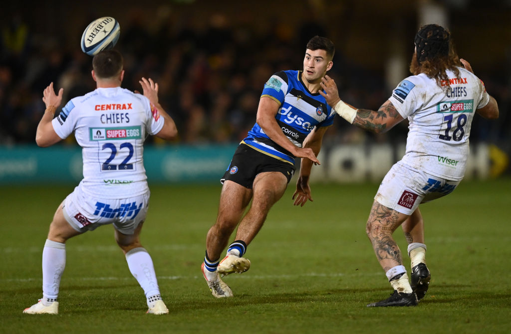 How to cross-field kick – by Orlando Bailey - Rugby World