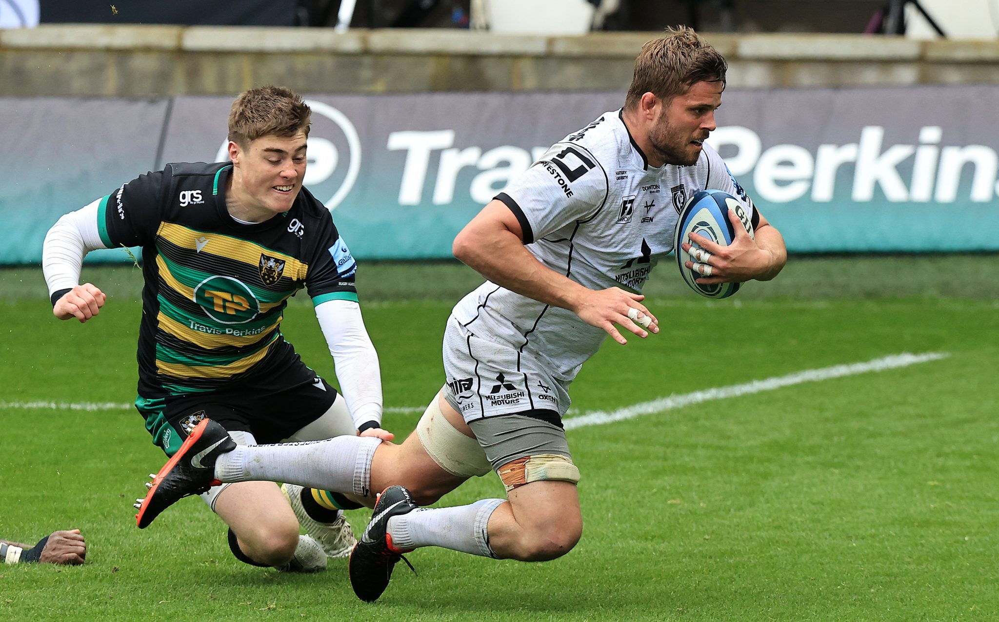 Rugby unites behind Ed Slater, diagnosed with MND