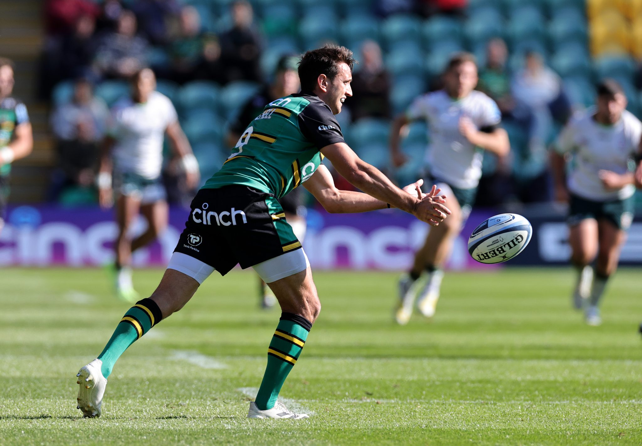 The craft of executing passes in rugby - Rugby World