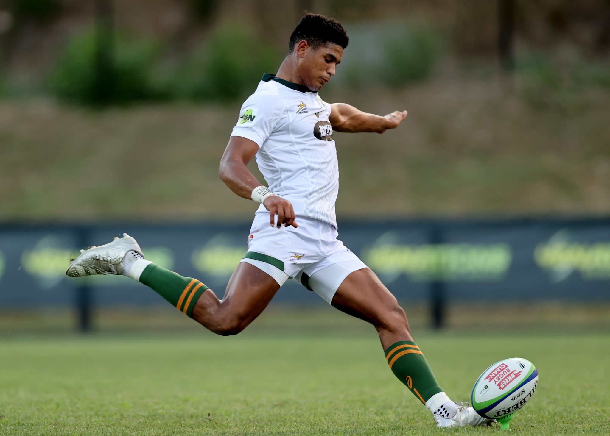 Hotshot: Stormers fly-half Sacha Mngomezulu - Rugby World