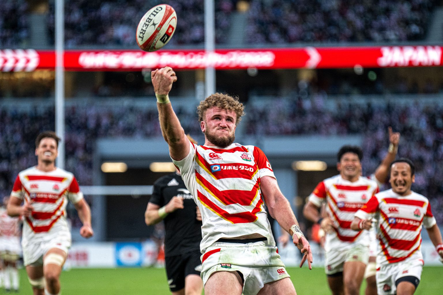 Watch: Japan scare All Blacks in tight game - Rugby World