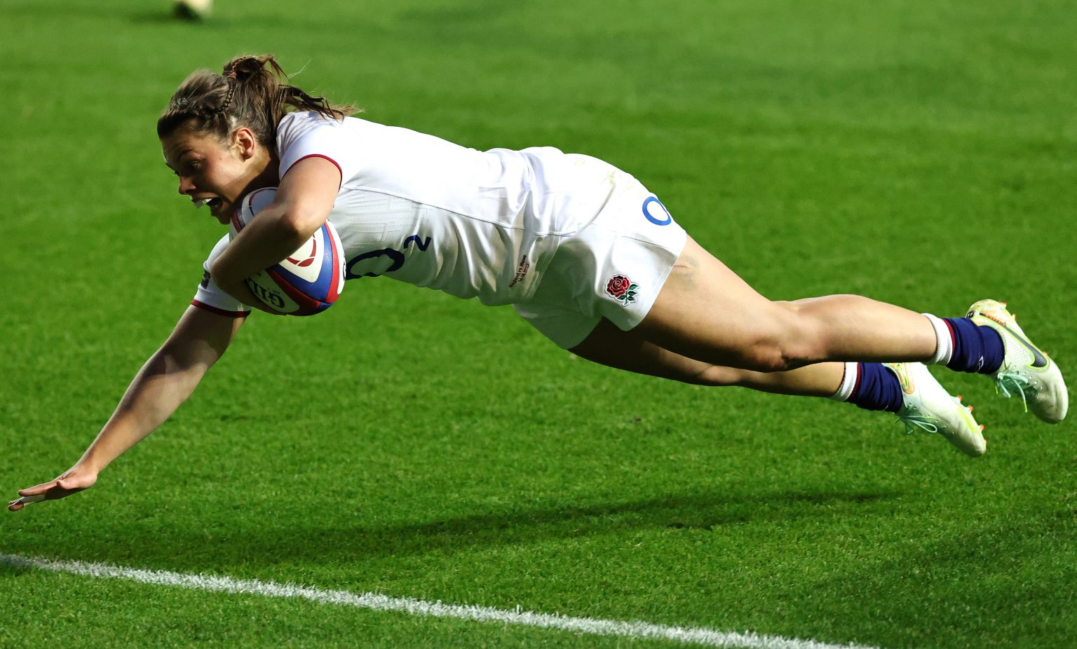 Get to know the "phenomenal" Helena Rowland - Rugby World