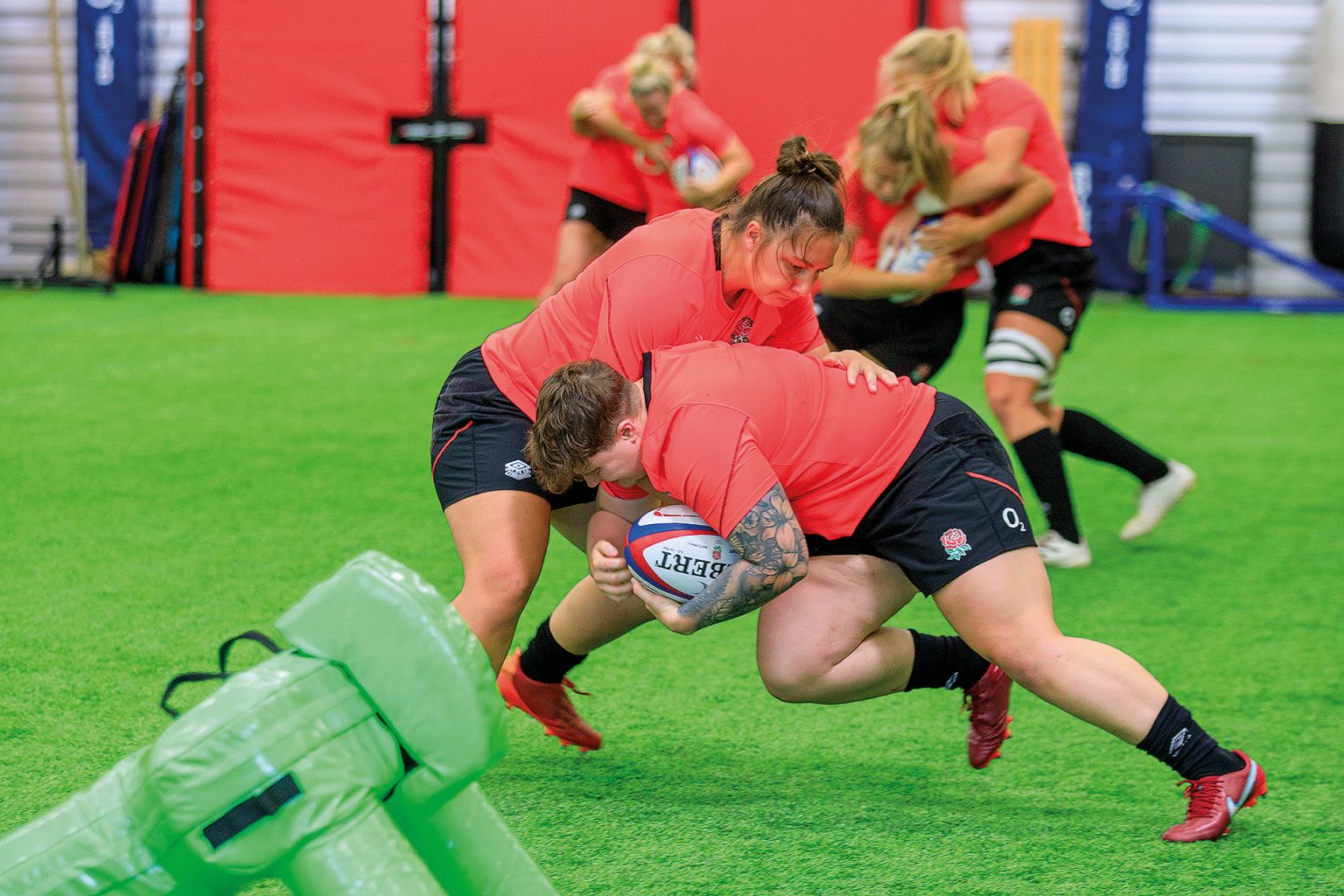 Behind the scenes with the Red Roses - Rugby World
