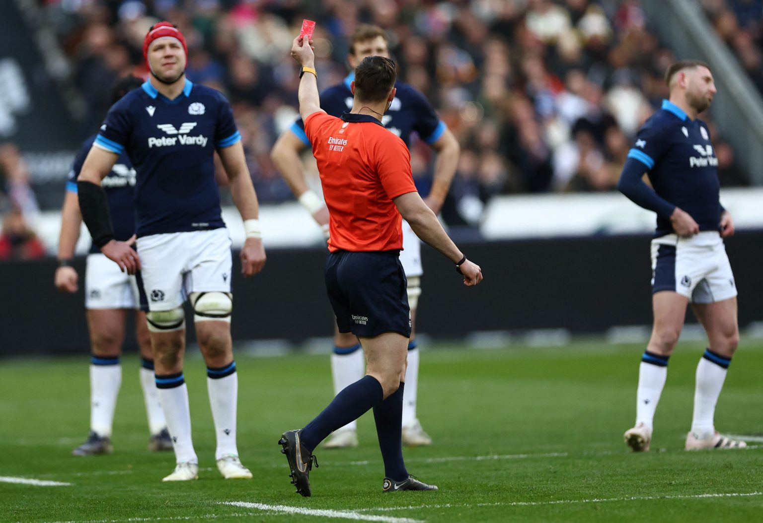 Two red cards in Paris after 11 minutes - Rugby World