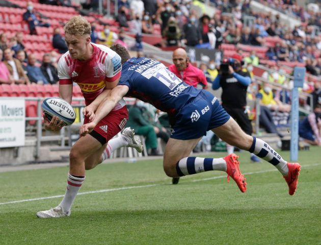 Why is a rugby match 80 minutes and how long is half-time?