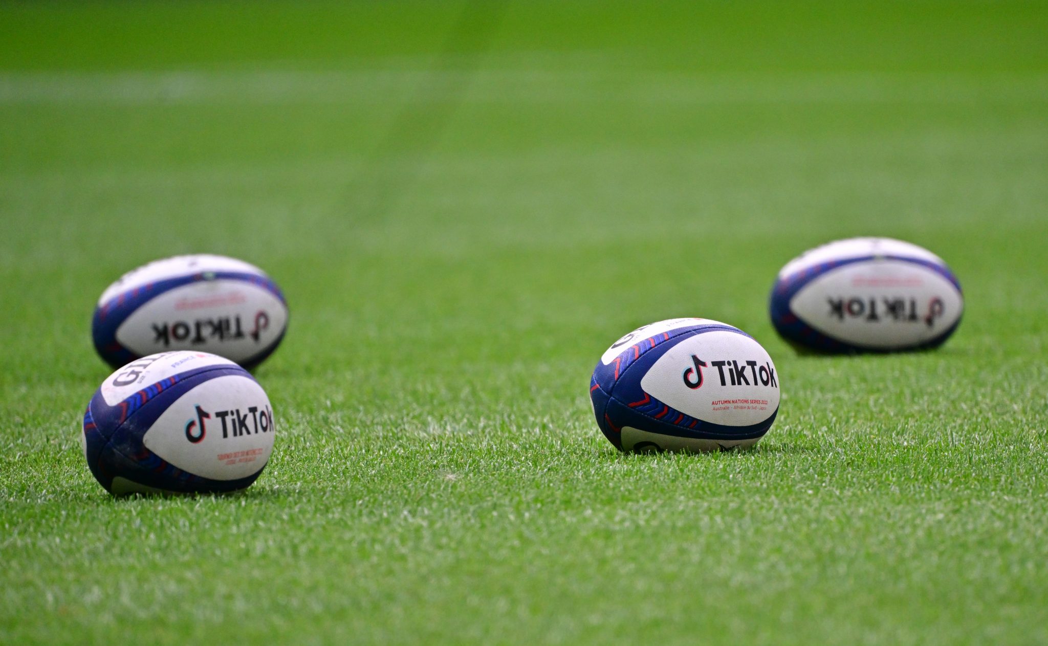 Explained: Why a rugby ball is that shape? - Rugby World