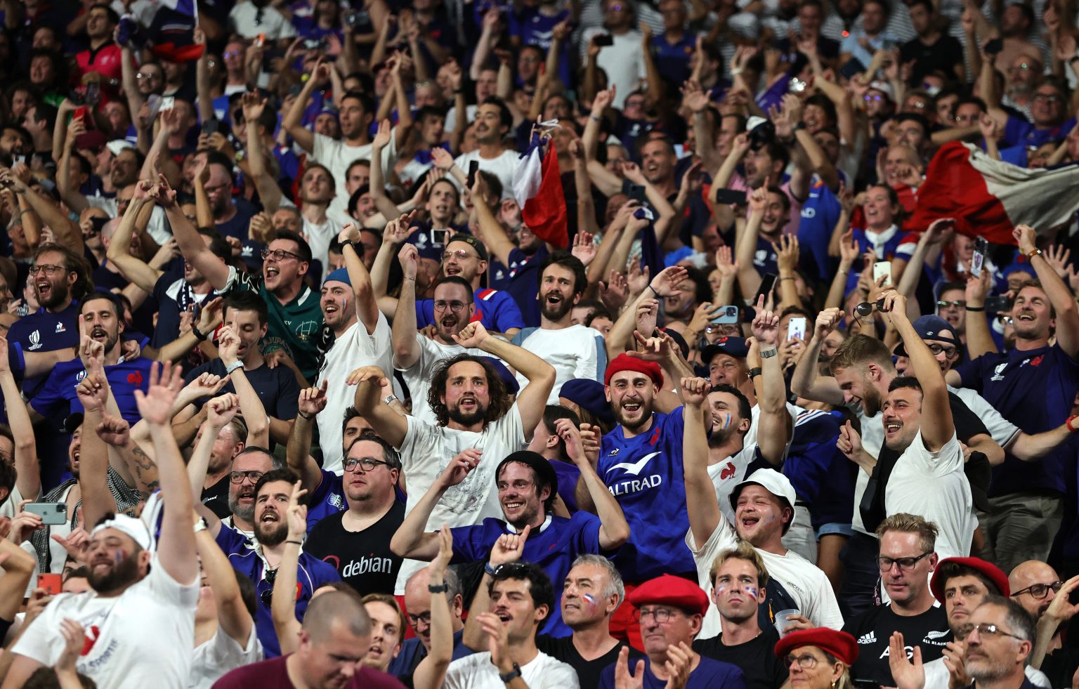 What is La Peña Baiona? The French rugby anthem - Rugby World