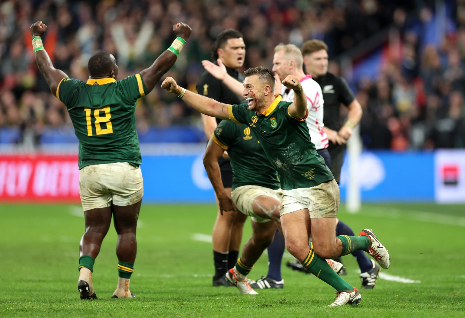 South Africa win Rugby World Cup by one point against 14-man All Blacks