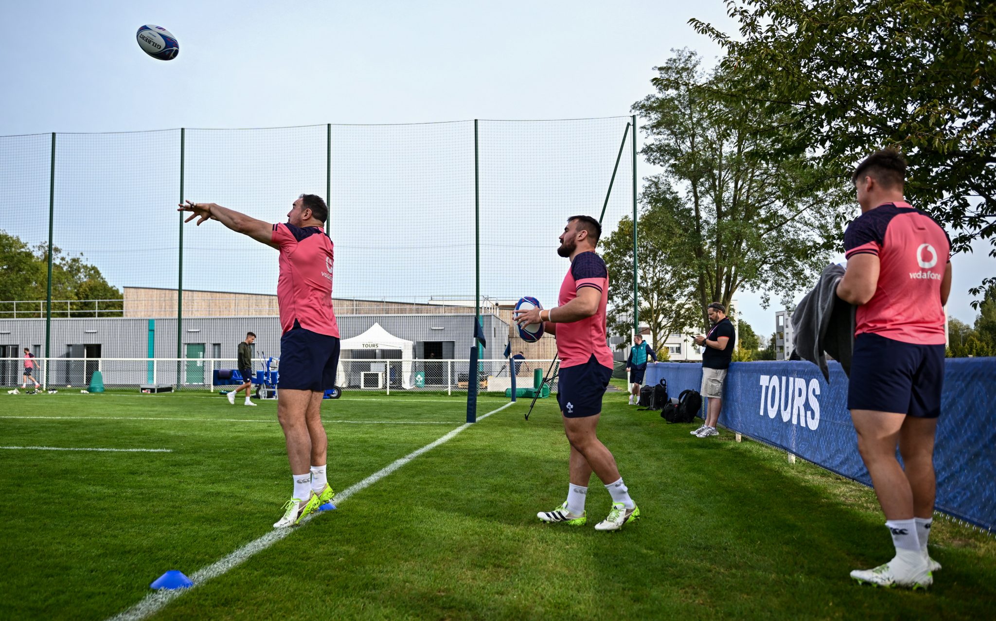 Paul Williams: Why do only hookers throw in? - Rugby World