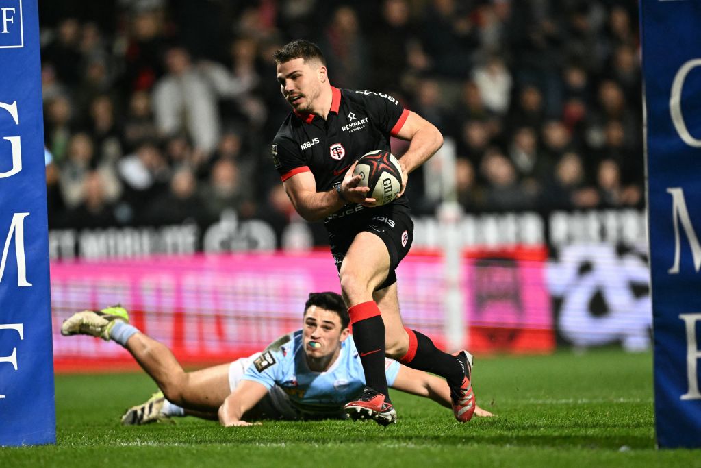 Watch mind-blowing Dupont display show France what they are missing in Six Nations